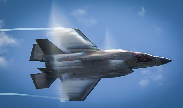 F35B by ナイロ （ID：12771301） - 写真共有サイト:PHOTOHITO