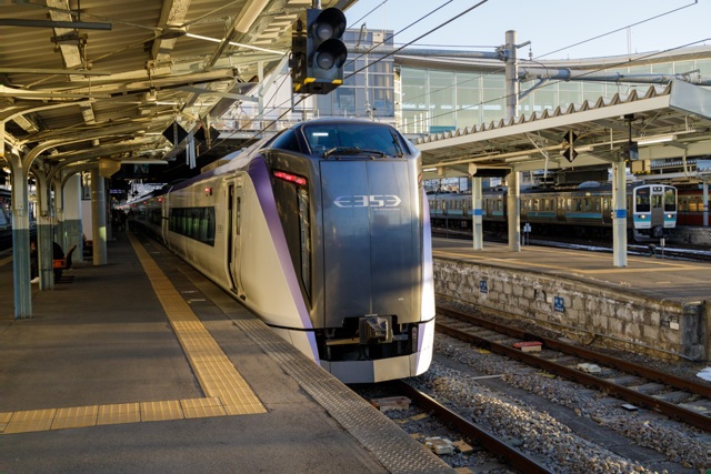 JR東日本 E353系 松本駅 中央本線 特急あずさ 2022.02.26 by harunobu_ta （ID：10939183） - 写真共有サイト:PHOTOHITO