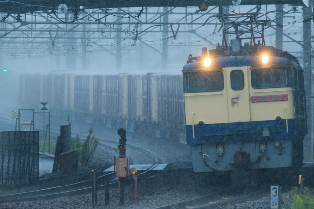2022/09/24 77 EF65-2139 by TK5351 （ID：11329681） - 写真共有サイト:PHOTOHITO