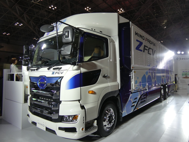 日野プロフィアZ FCV プロトタイプ by かみちゃん209-300 （ID：12078888） - 写真共有サイト:PHOTOHITO