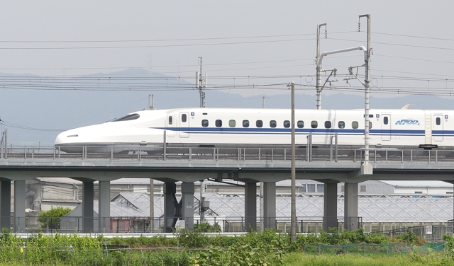 P4220890：新幹線N700_R by KH21の住人 （ID：11890250） - 写真共有サイト:PHOTOHITO