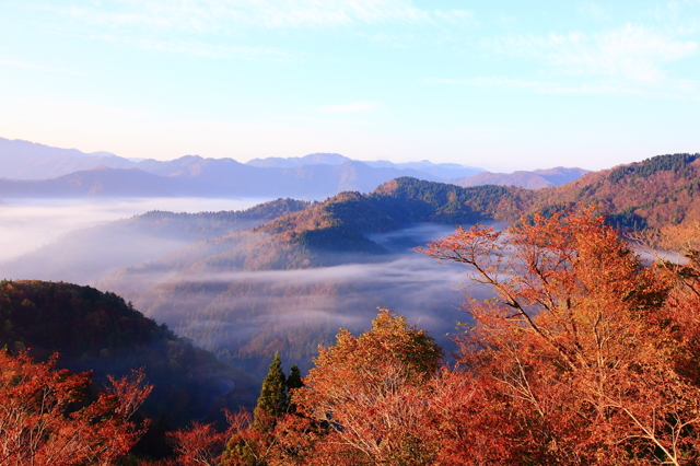 晩秋の山景色 by ゴリ （ID：1463252） - 写真共有サイト:PHOTOHITO