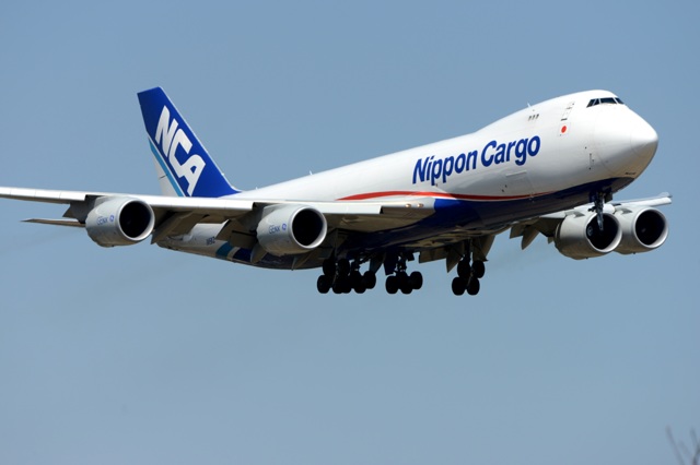 NCA 747-8F 着陸 by x191300cc （ID：4428043） - 写真共有サイト:PHOTOHITO