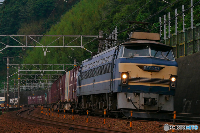 EF66-27 66レ by ysan （ID：8746076） - 写真共有サイト:PHOTOHITO
