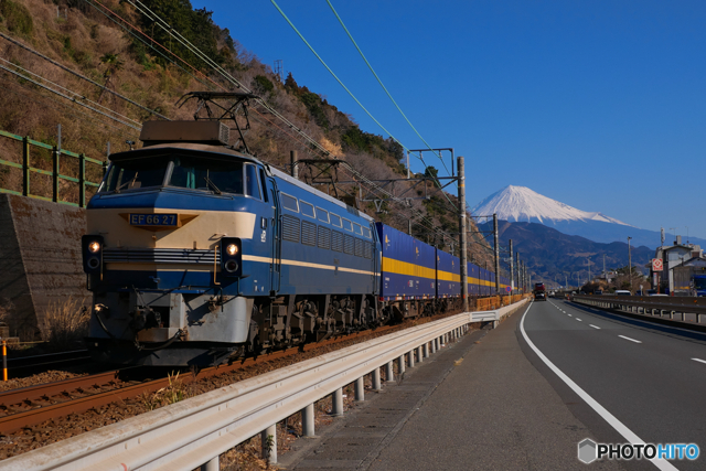 EF66-27 2059レ by ysan （ID：10181522） - 写真共有サイト:PHOTOHITO