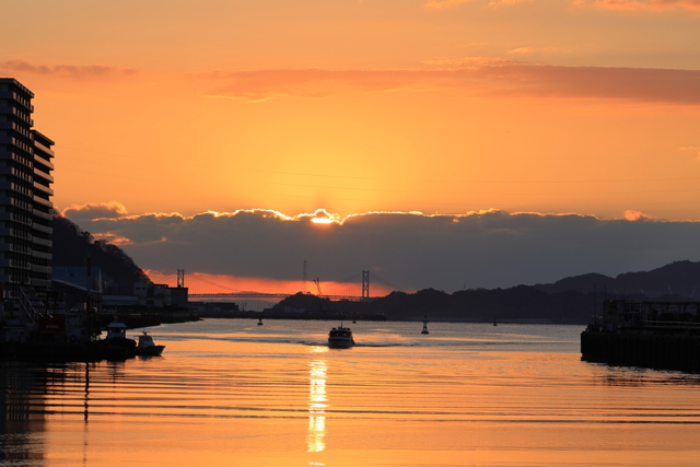 瀬戸内の夜明け (3) 250116-679 by オサル （ID：12789192） - 写真共有サイト:PHOTOHITO