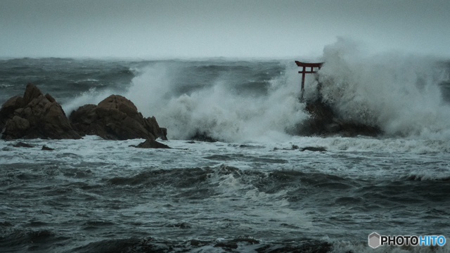 荒れる海（2） by Hmasakazu （ID：7197524） - 写真共有サイト:PHOTOHITO