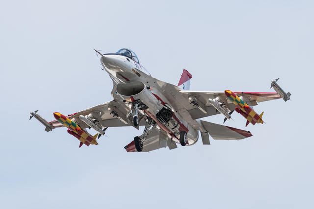 ADTW F-2A #501 XASM-3 & AAM-3 & AAM-4 by nobu1200 （ID：4394314） - 写真共有サイト:PHOTOHITO